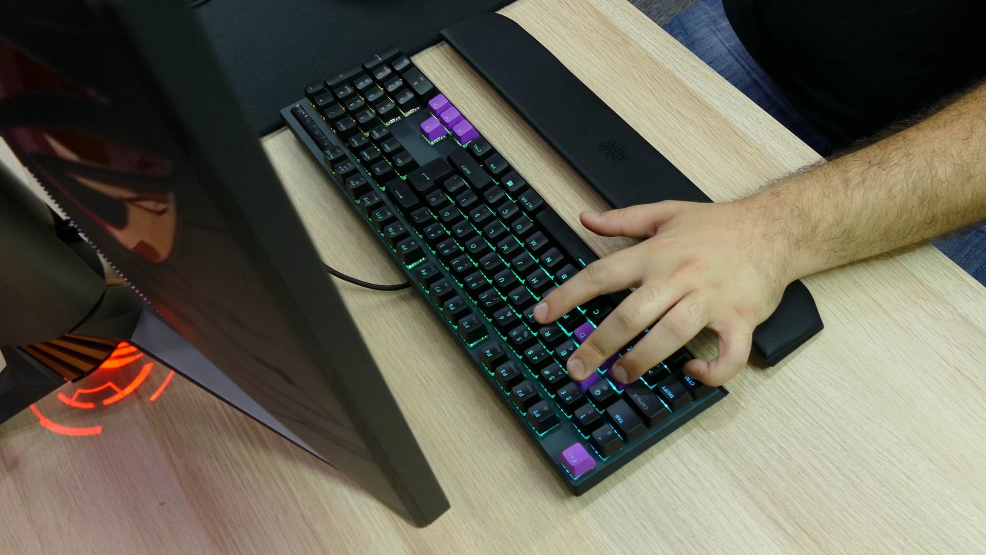 MasterKeys MK750 RGB Mekanik Klavye İncelemesi - Technopat