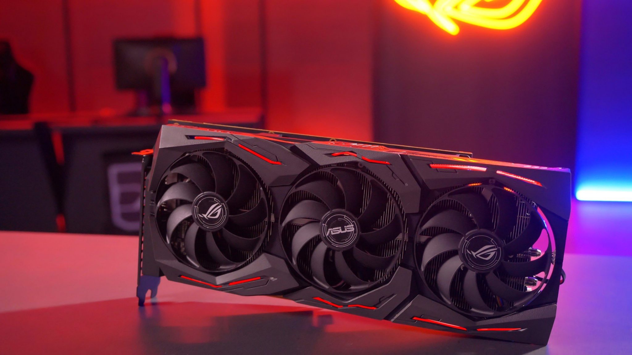 ASUS, Yeni ROG Strix, TUF Gaming ve Dual RX 5700 XT ve RX 5700 Ekran ...