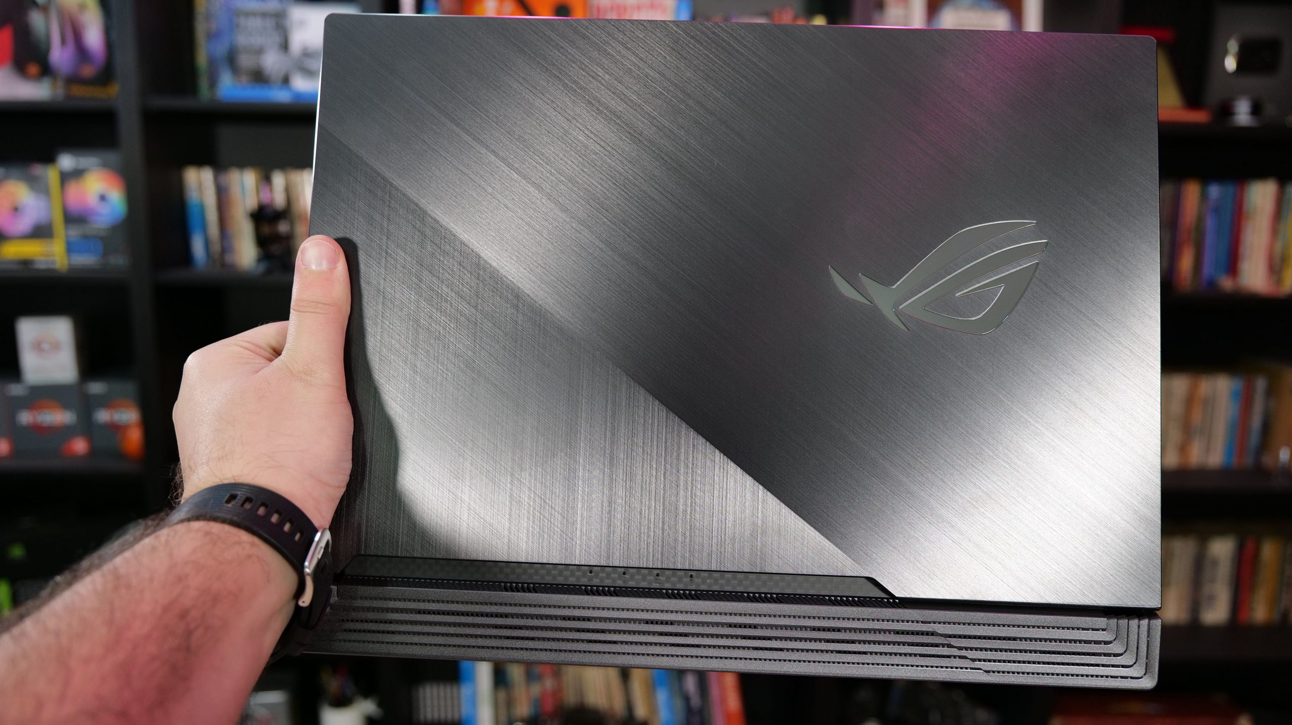 ASUS ROG Strix SCAR III Ön İncelemesi - Technopat