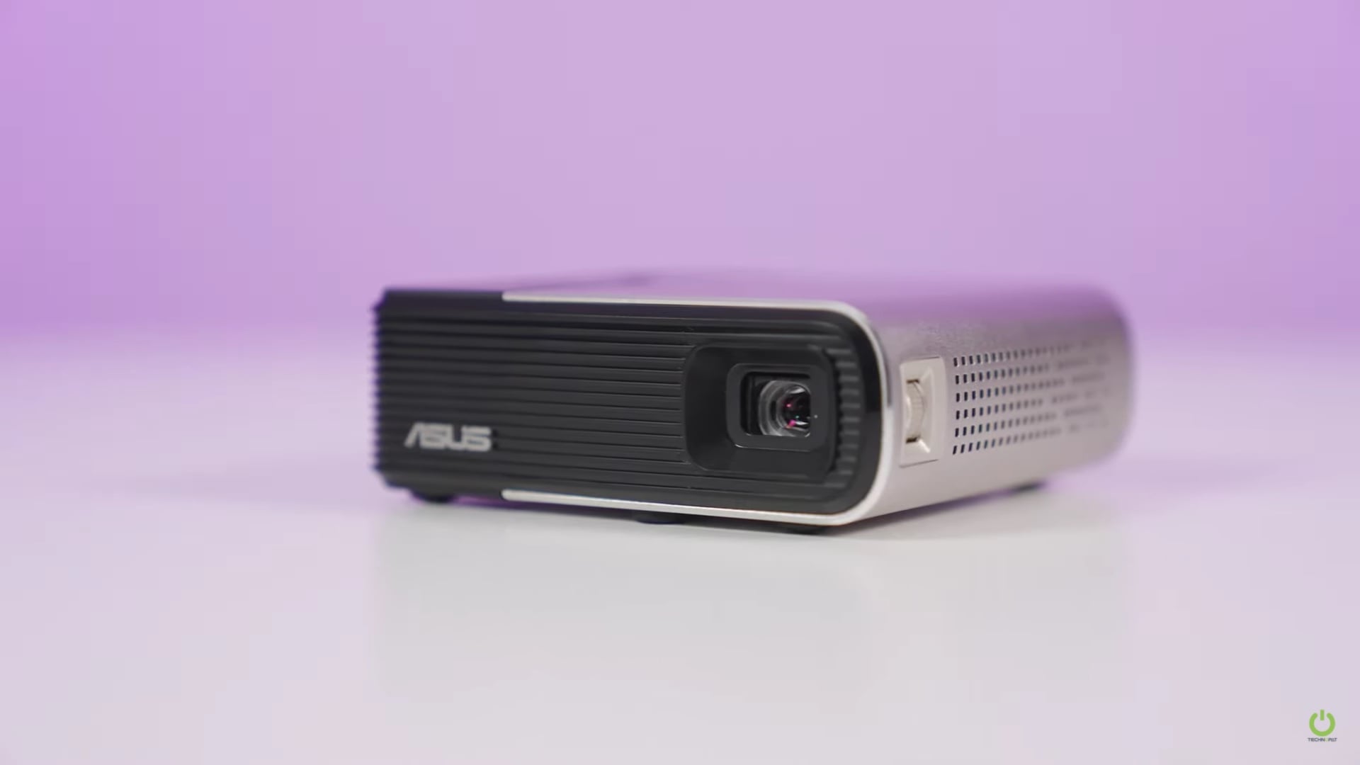 ASUS Zenbeam E2 ve Latte L1 Projeksiyon Cihazları İncelemesi - Technopat