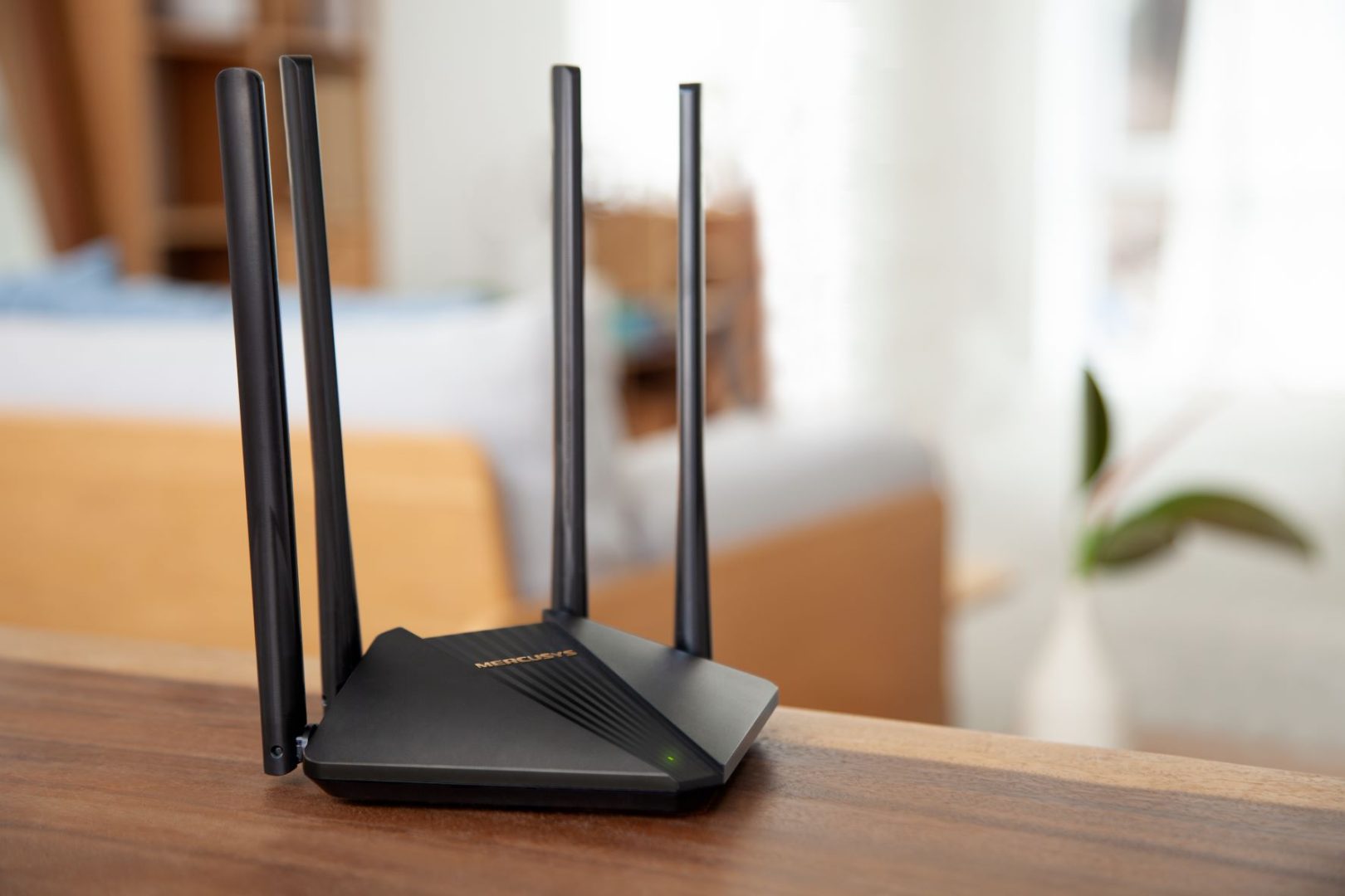 İnternet Yayını Destekli Gigabit Yönlendirici: Mercusys MR30G - Technopat